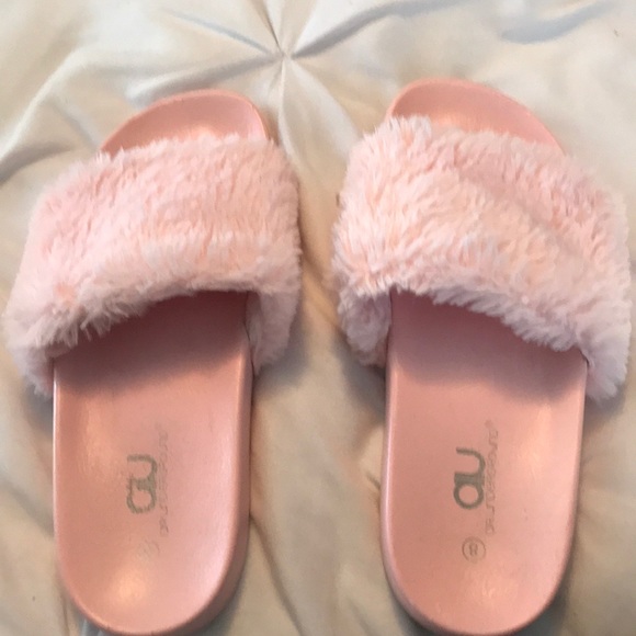 Air Underground | Shoes | Womens Air Underground Pink Fuzzy Slides Size ...